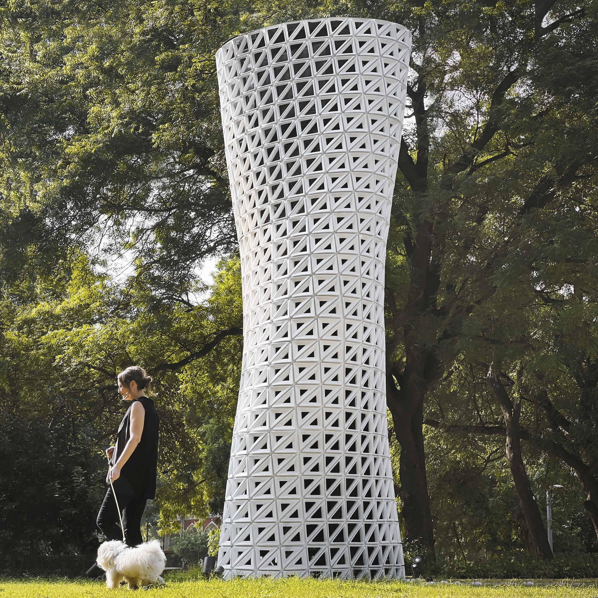 Massive outdoor air purification towers help India tackle air pollution ...